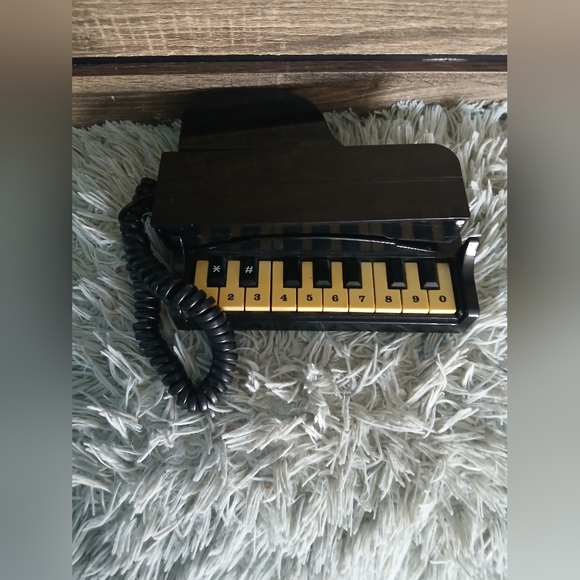 Art | Vintage Piano Telephone 8s | Poshmark